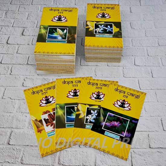 Brosur Flyer 7,5 cm x 16 cm 150 gsm | Rio Digital Printing Palu